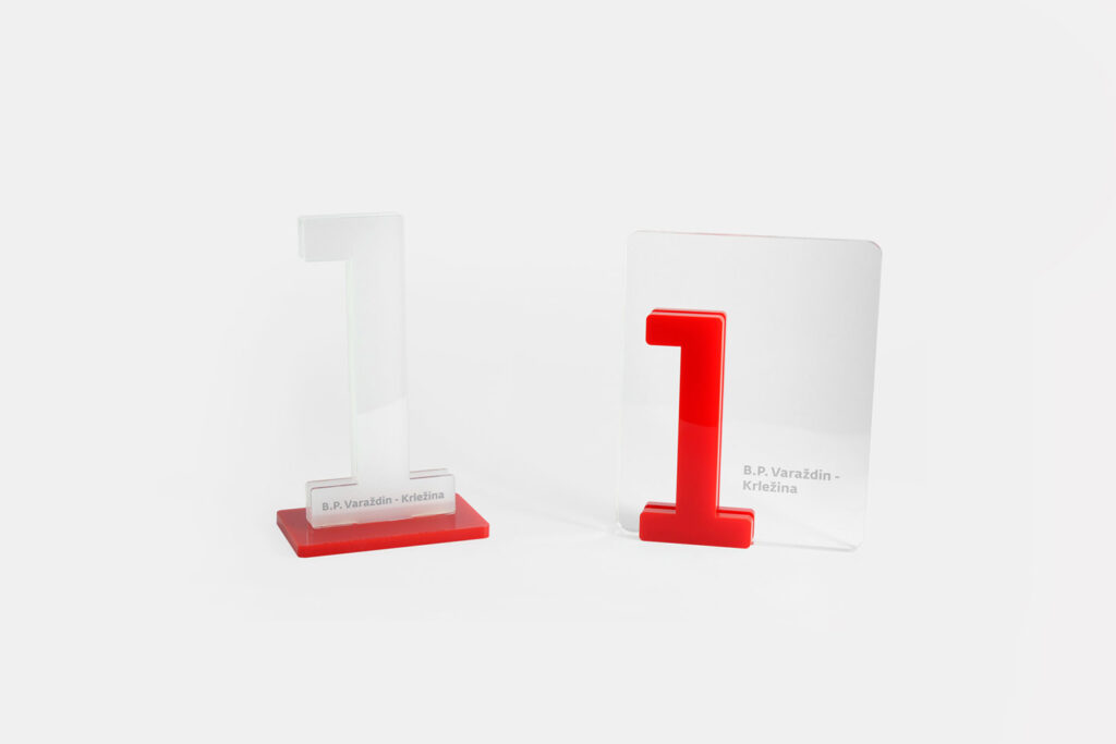 5 Custom Plaque Design Ideas to Show Off Your Business - PES