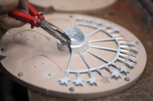 5 Custom Plaque Design Ideas to Show Off Your Business - PES